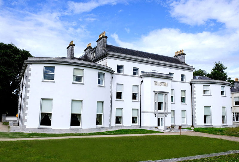 Visit - Fota House